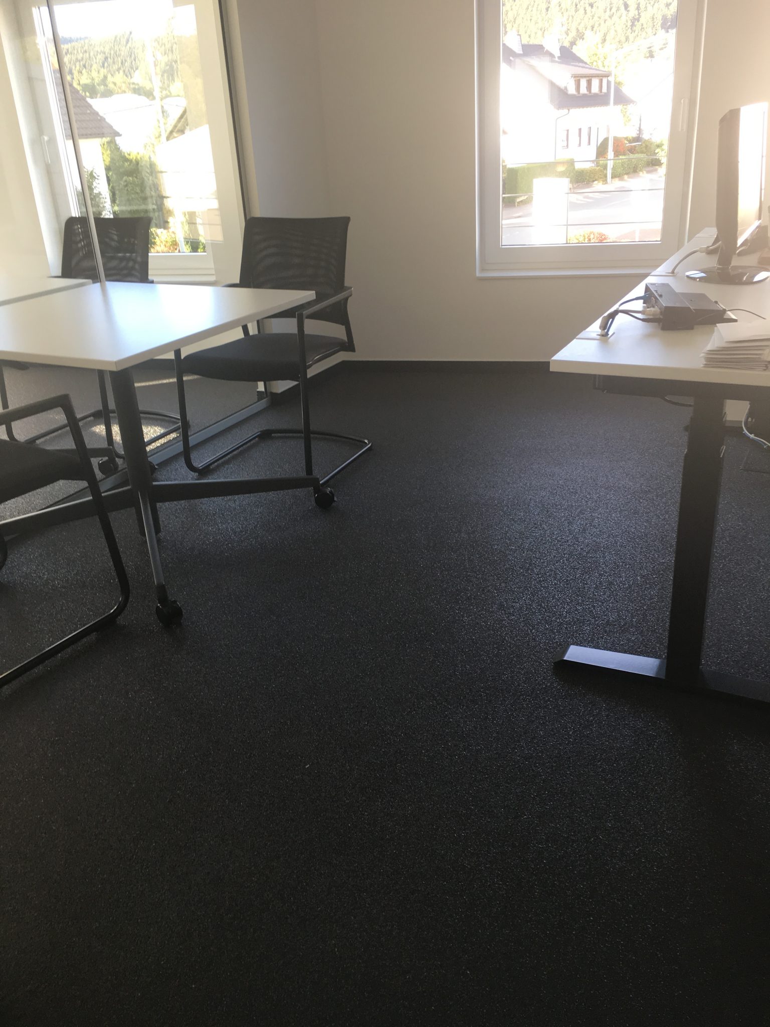 Steinteppich im Büro – Quarzkiesboden Zimmermann